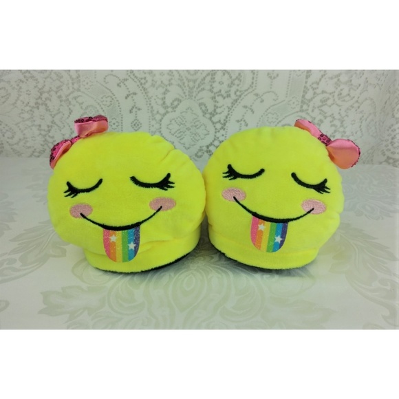 Justice | Shoes | Justice Emoji Slipper Size 2 | Poshmark